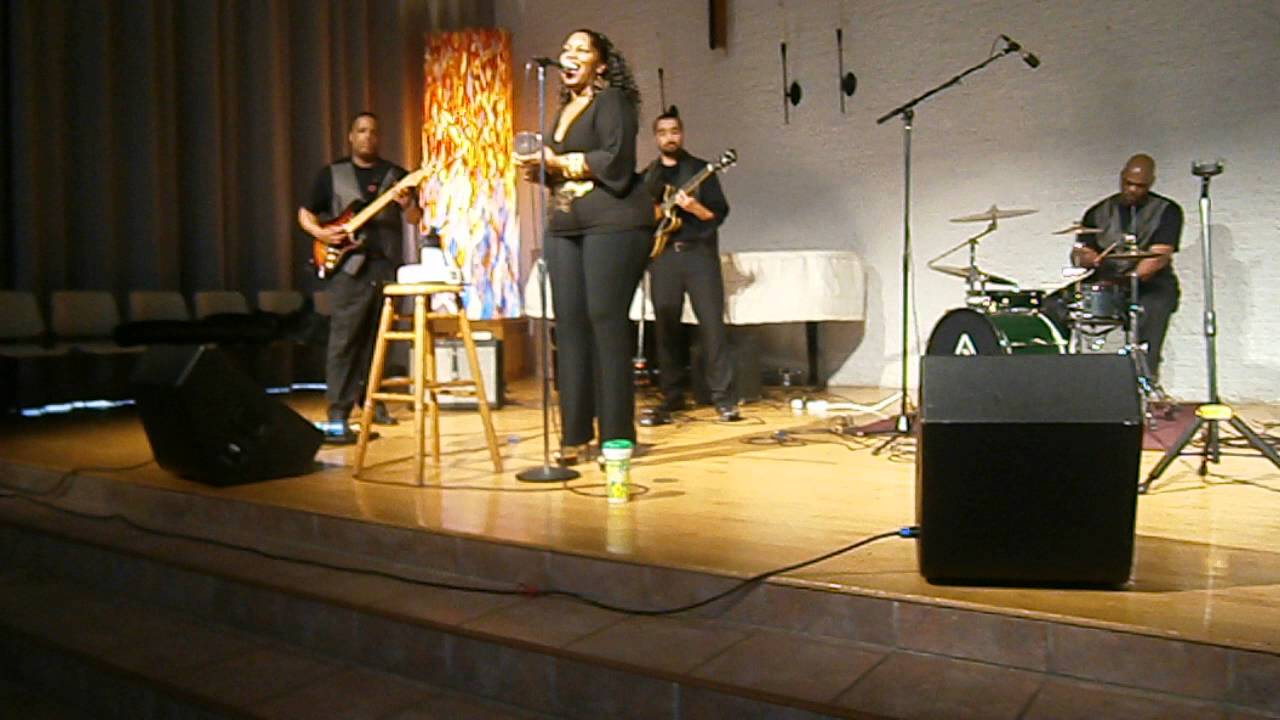 Stacy Brooks singing At Last at Westminister Church.AVI - YouTube