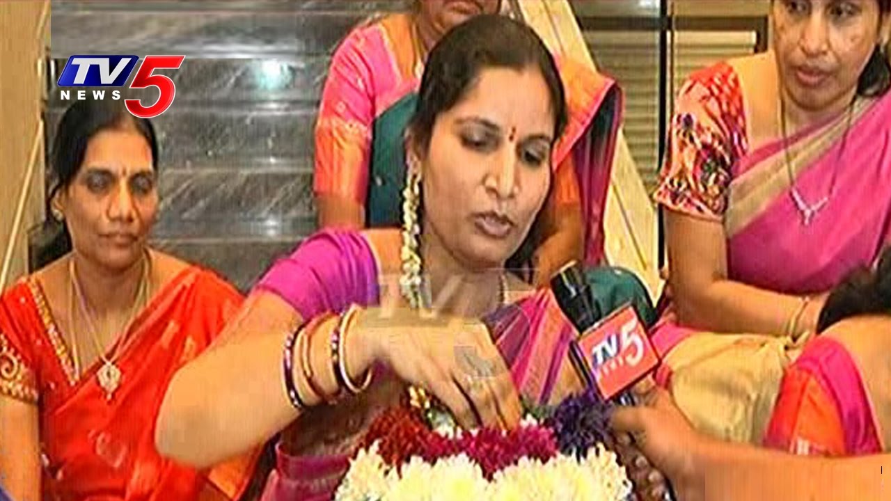Bathukamma Celebrations in TRS MLA Marri Janardhan Reddy House | TV5 ...
