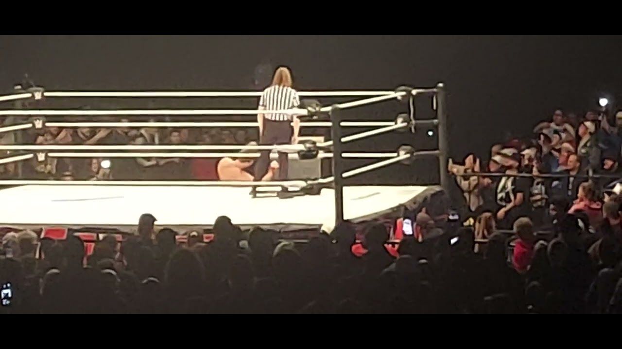 L.A. Knight (Yeah!) Vs. Jimmy Uso in a Detroit Street Fight (WWE ...