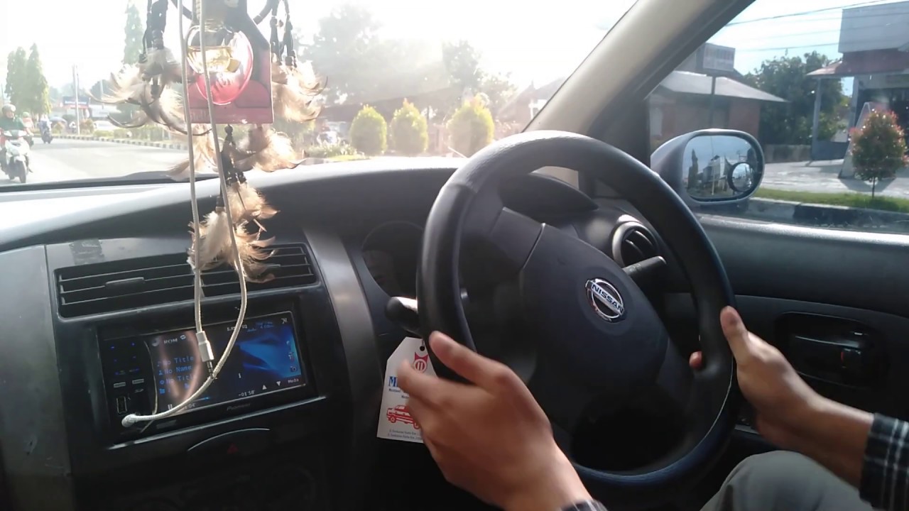 Cara pegang dan putar stir yang benar - YouTube