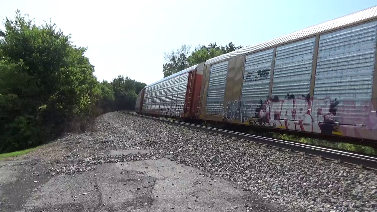 NS 7339 leads a ns auto rack Train - YouTube