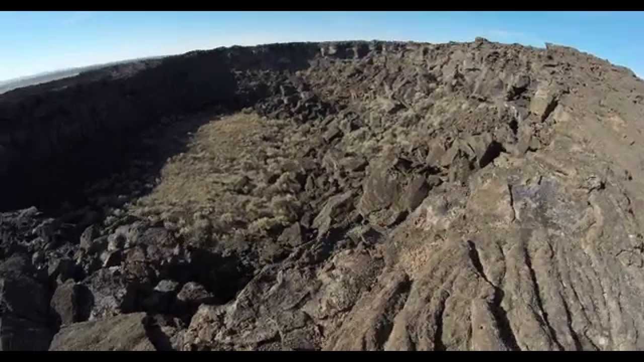 perimeter of crater at Diamond Craters, 4k - YouTube