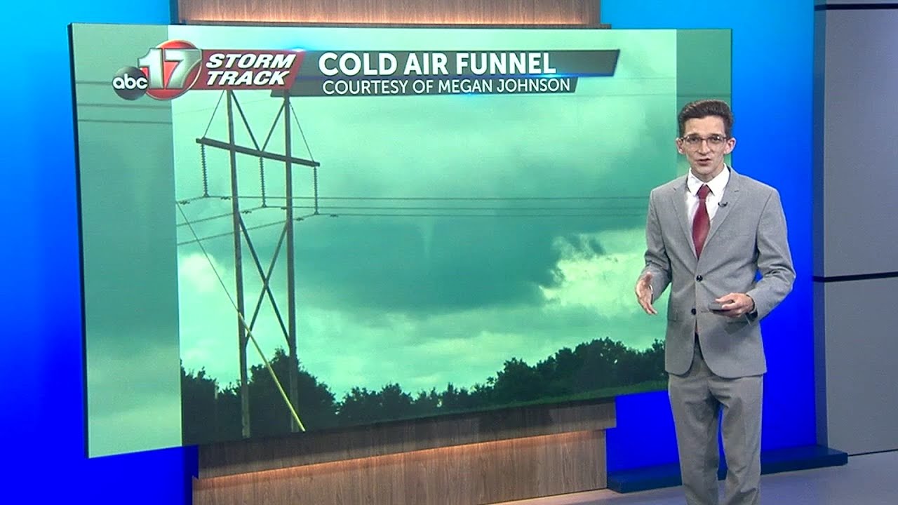 Cold air funnel spotted in Mid-Missouri - YouTube