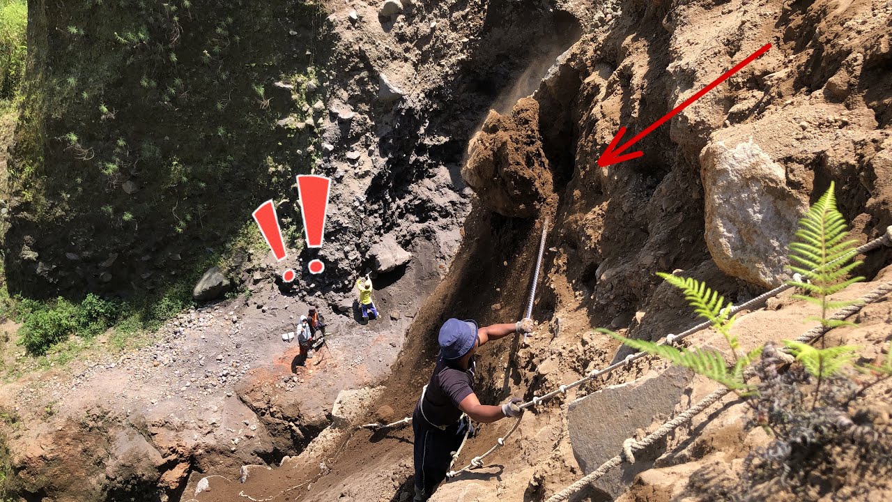 massive sand cliff collapse..!!! this is the most terrifying area for ...