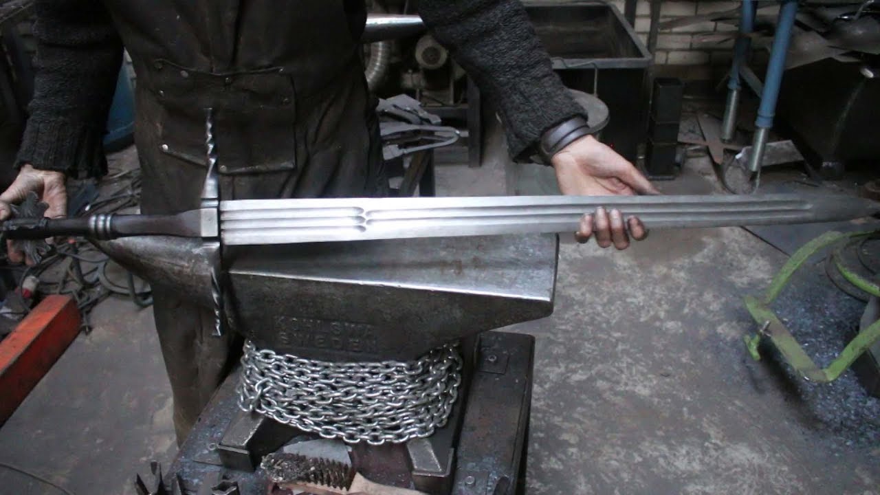 Forging a pattern welded multi-fullered Witcher 3 sword, part 3. - YouTube