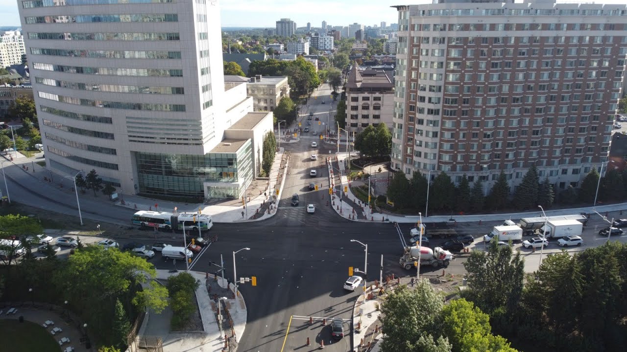 Construction update on the Laurier ave. & Nicholas St intersection project - YouTube