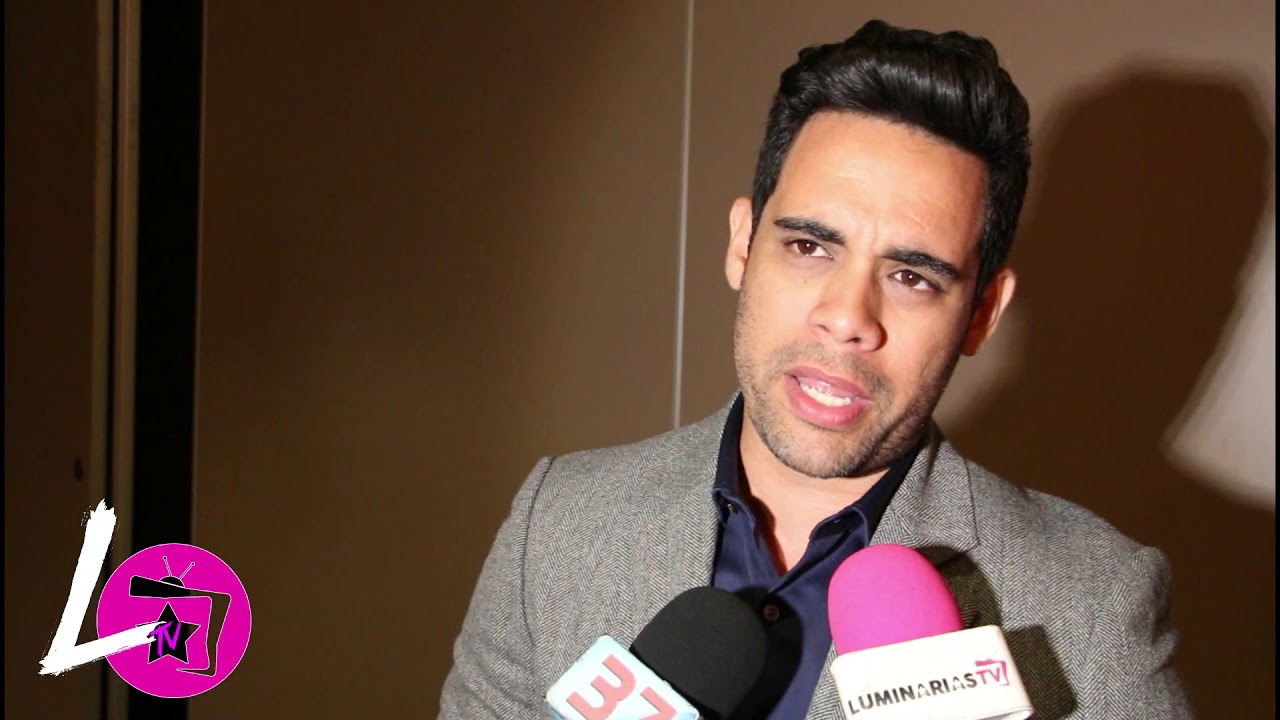 ¿Se va Albert Mena del equipo de Divertido con Jochy? - YouTube