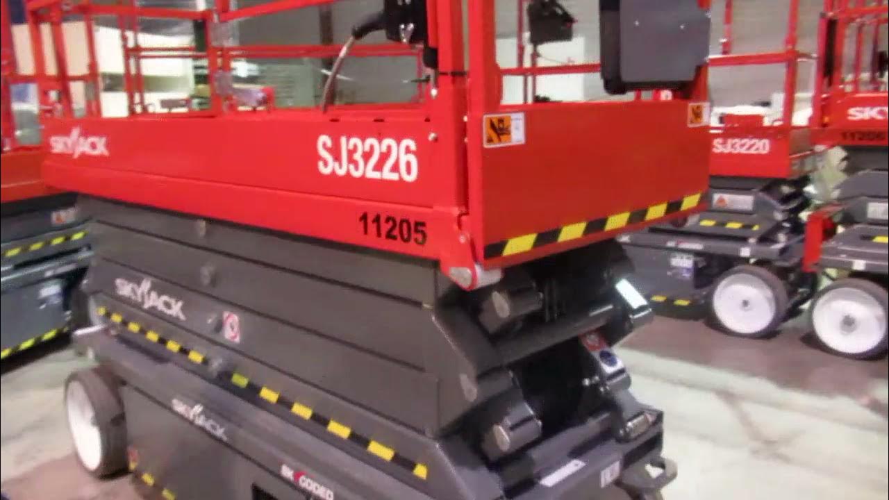 How to Operate a Skyjack SJIII3226 - YouTube