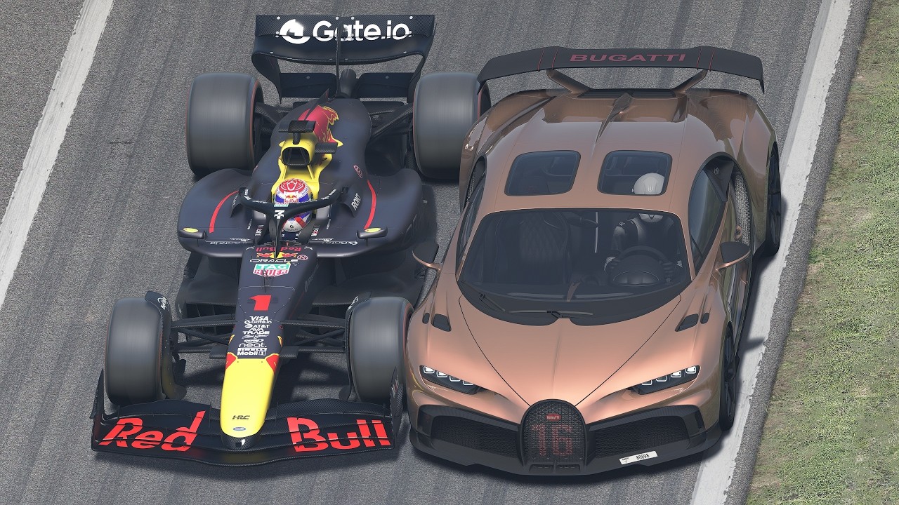 Red Bull F1 2025 vs Bugatti Chiron Pur Sport at Monza - YouTube