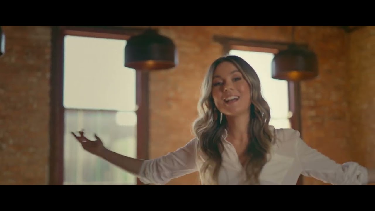 Caitlyn Shadbolt - Common Ground (Official Music Video) - YouTube