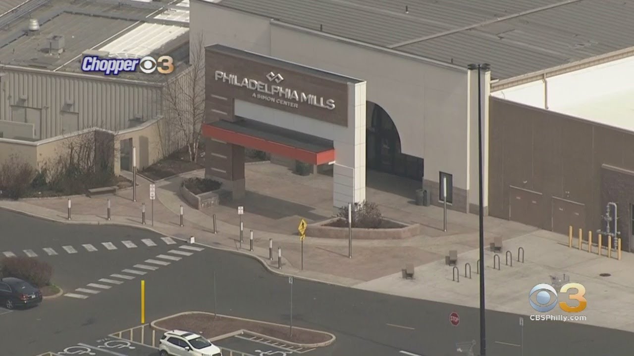 Philadelphia Mills Mall After City Asks Police To Shut It Down - YouTube