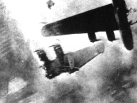 1945 B17 Down - YouTube