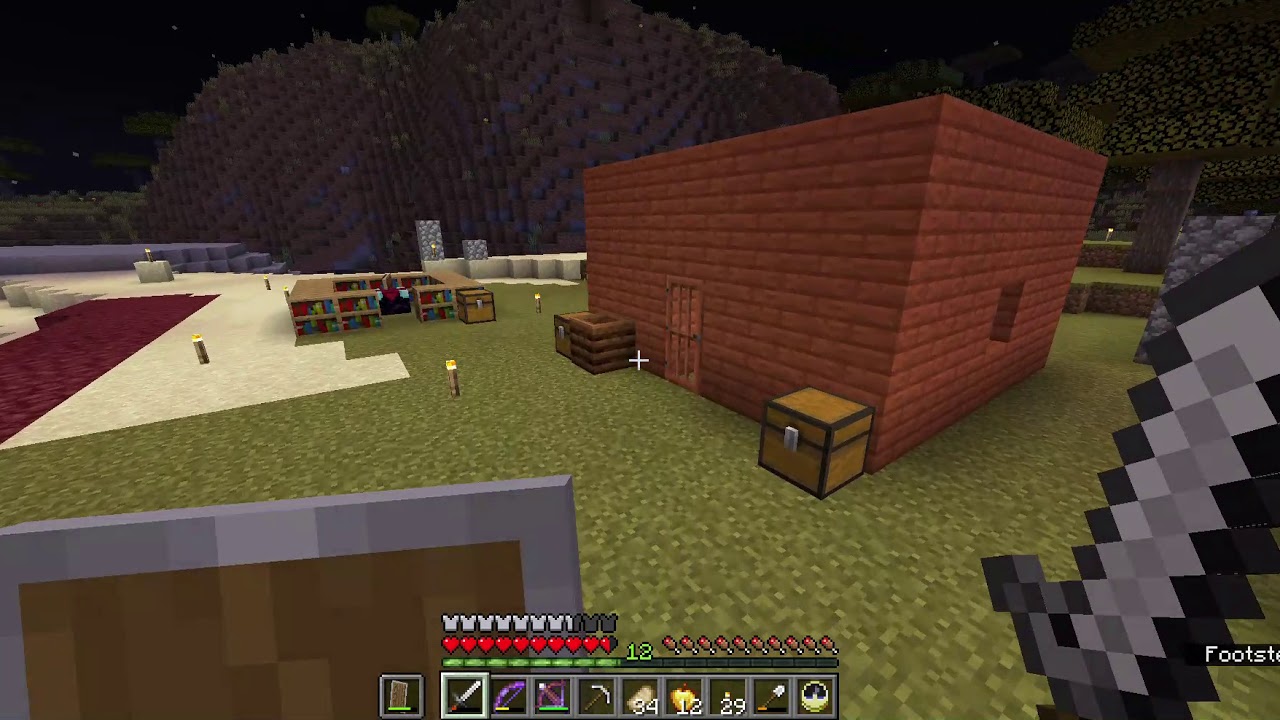 Minecraft (PC edition) 1.15.2 gameplay - killing mobs during nighttime ...