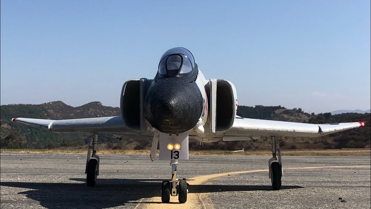 F4 Phantom Carrier Landing - YouTube