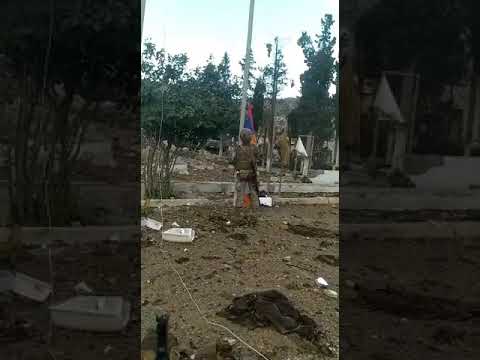 Suqovuşanda erməni bayrağı söküldü Azərbaycan bayrağı yüksəldildi