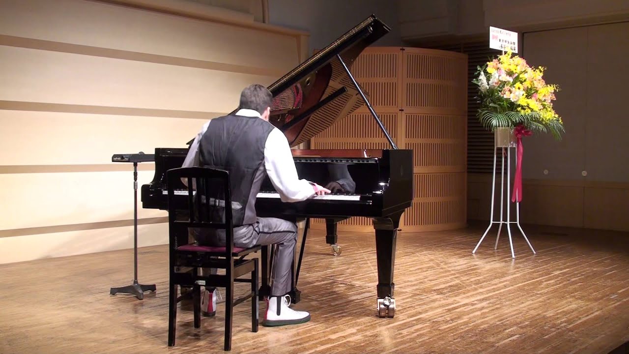 Entertainer（Pf：Jacob Koller） - YouTube