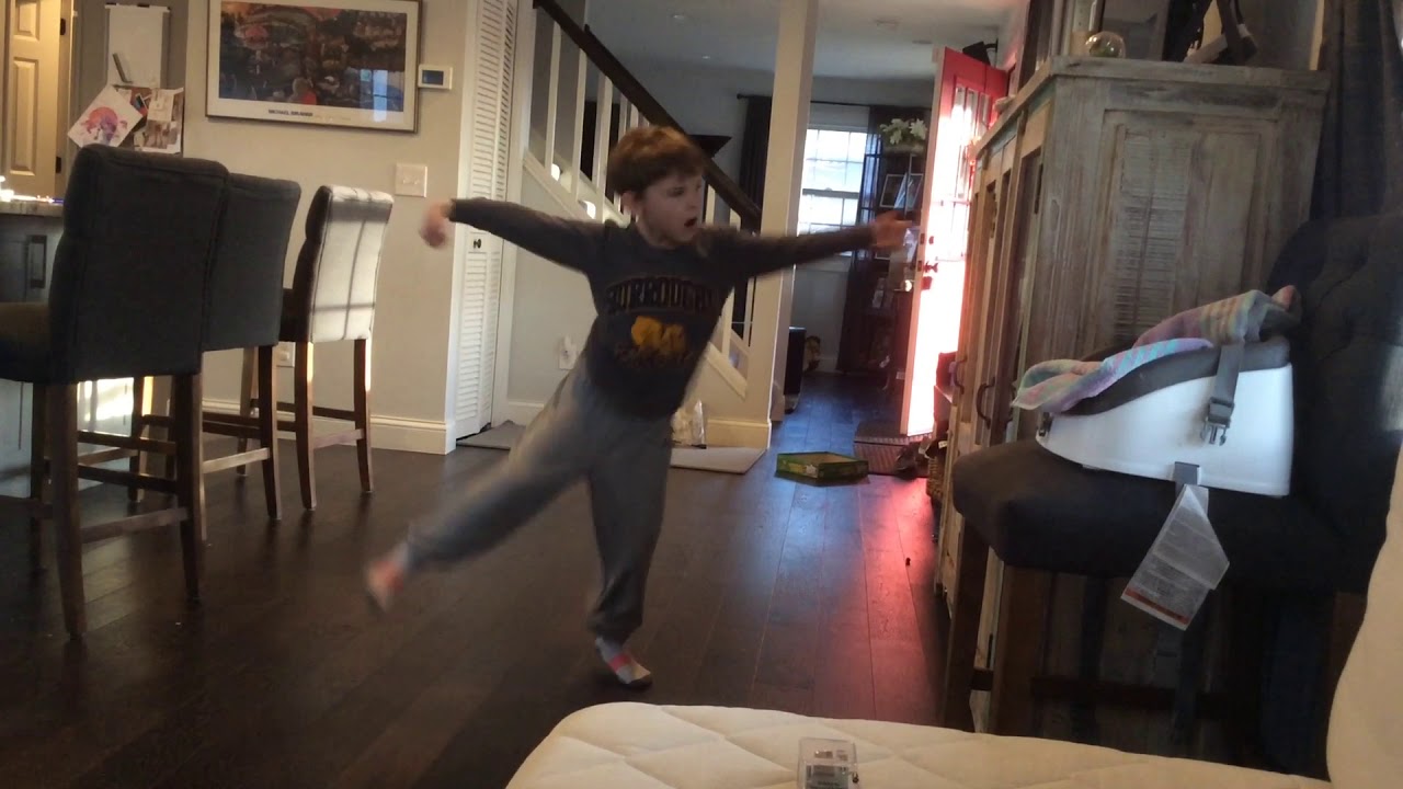The dance of Tyler - YouTube