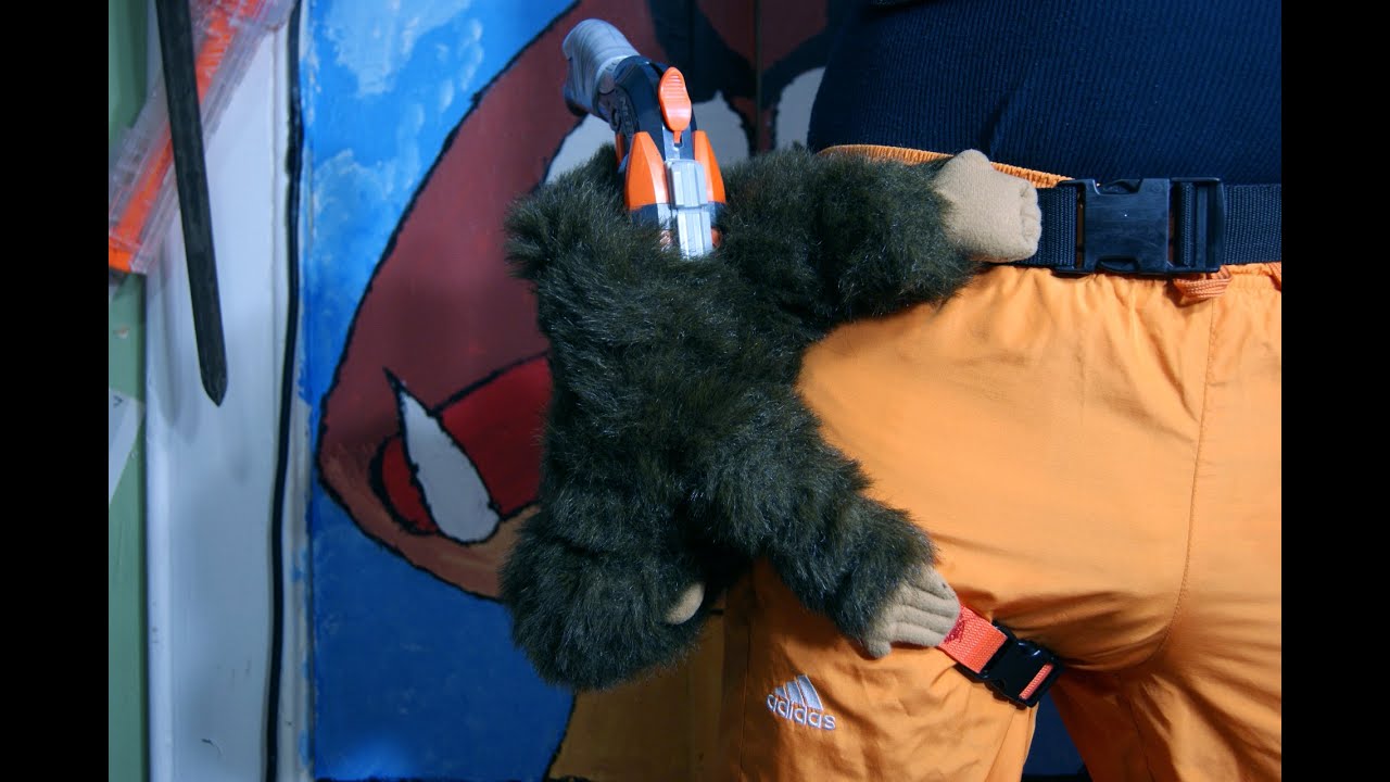 NERF MONKEY BUTT Drop-Leg Holster MOD - YouTube
