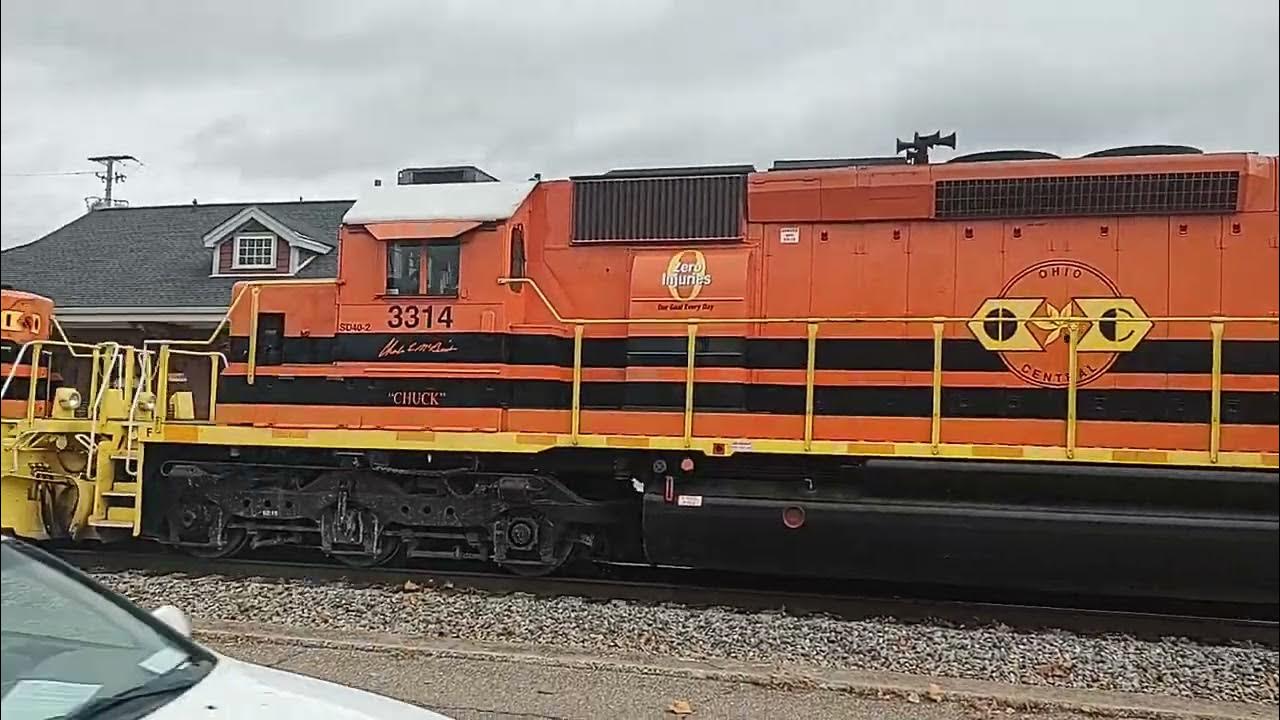 3 SD40-2 locomotives including "Chuck" hauling an OC manifest train. - YouTube