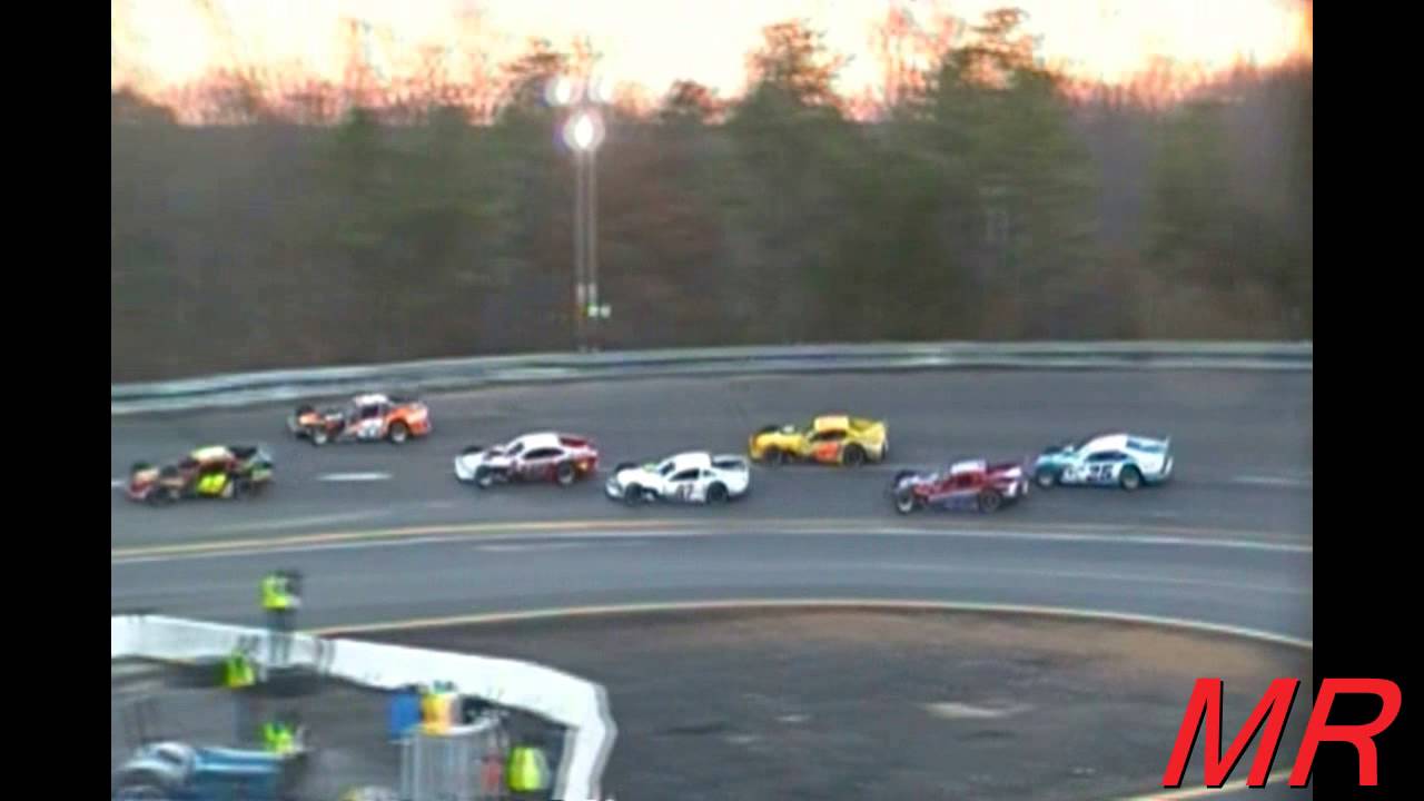 Hard Sportsman Crash At Wall Stadium Speedway Turkey Derby 40 11-29-13 ...