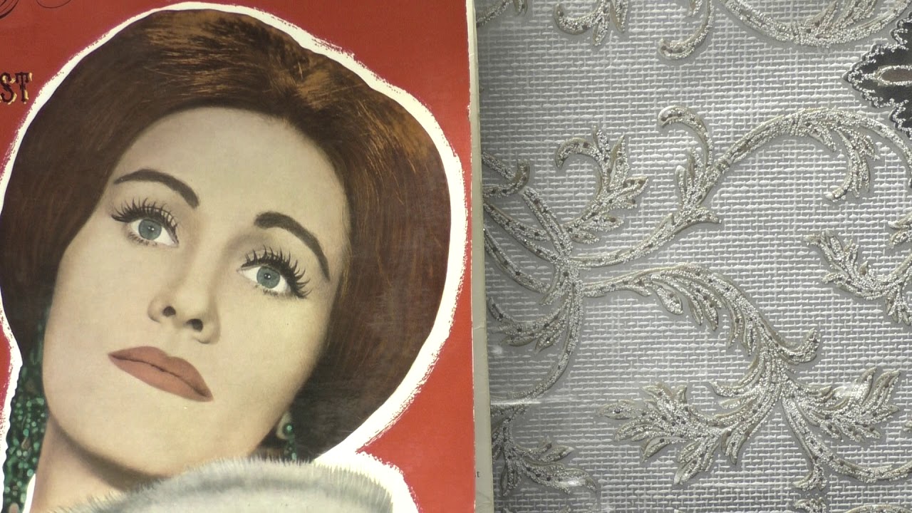 Joan Sutherland: Lo, here the gentle lark. (1963). - YouTube