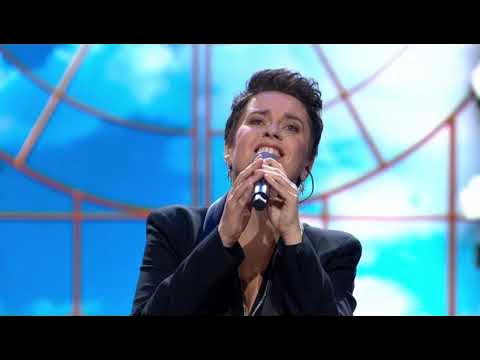 Olga Maroszek - Ja jestem twoja (Maleńki znak - Koncert Jubileuszowy Ireny Santor) - YouTube