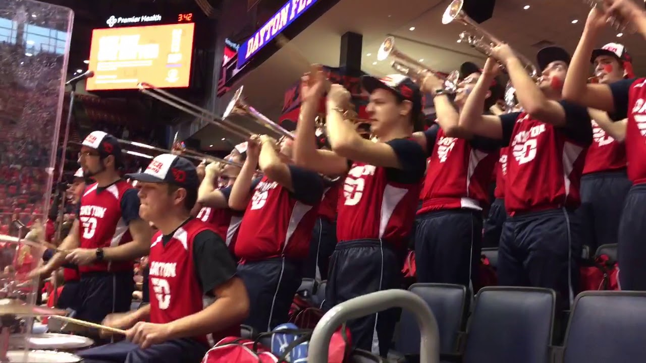 Dayton Flyers Basketball pep band - YouTube