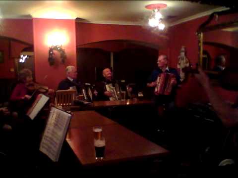 Scottish Reels "Duke of Perth" set - YouTube