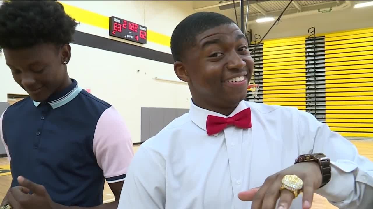 Highland Springs Springers receive state championship rings - YouTube