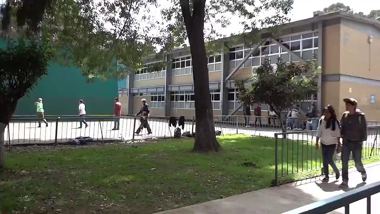 😀😎🤓Como Es Un Día en CCH azcapotzalco - YouTube