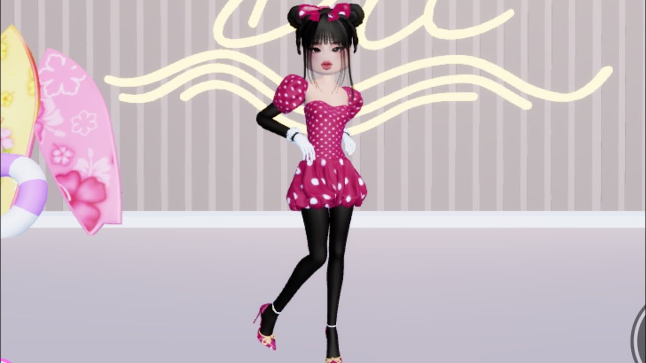 Minnie Mouse Outfit in dti - YouTube