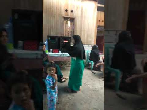 VIRAL EMAK EMAK BER DASTER GOYANG