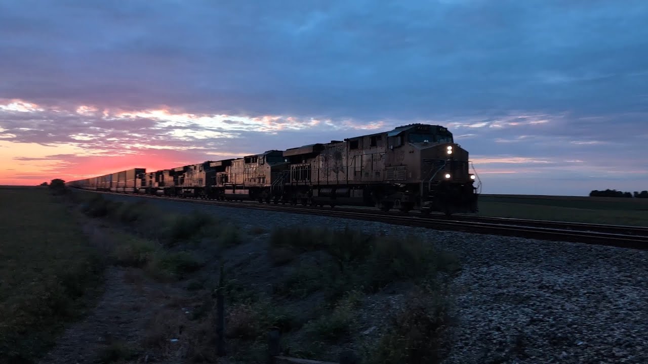 Union Pacific Sunset Z Intermodal! - YouTube