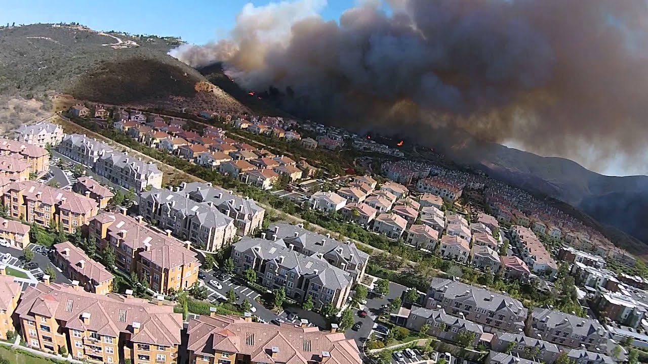 Cocos Cal State San Marcos Fire evacuation 2014 Evacuating Ariel View ...