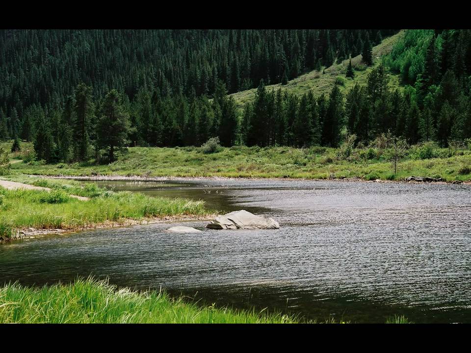 Stim un rau cu apa vie - YouTube