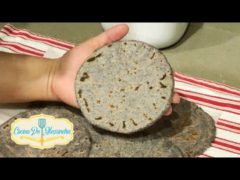 Tortillas de Maiz Azul - YouTube