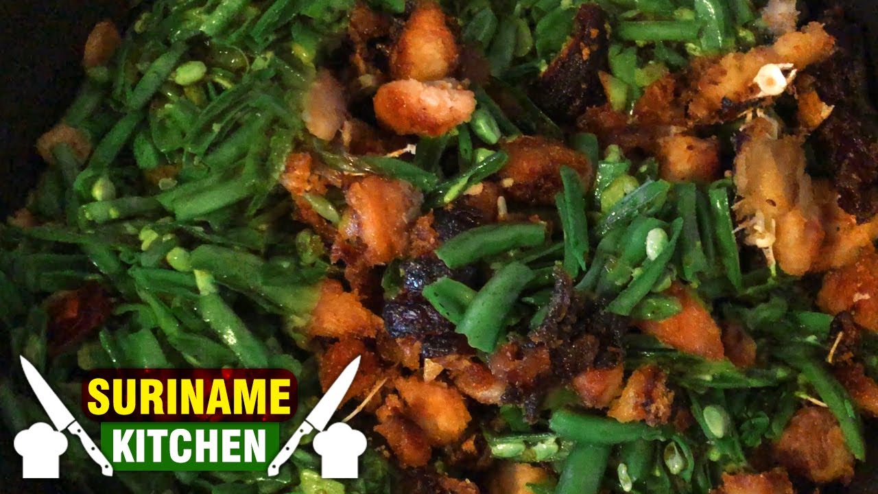 Surinaamse Sim Groente In Droge Vis |Surinamese Flat Beans Vegetable ...