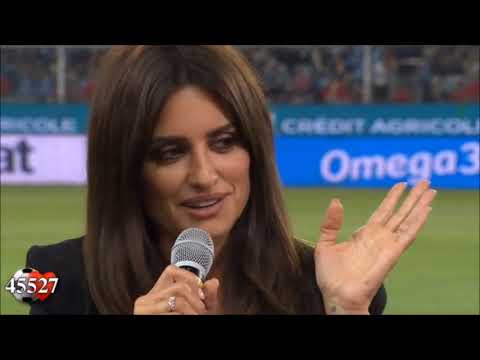 PASTA C***O PEPE - PENELOPE CRUZ ERRORE DURANTE L'INTERVISTA (PARTITA DEL CUORE)