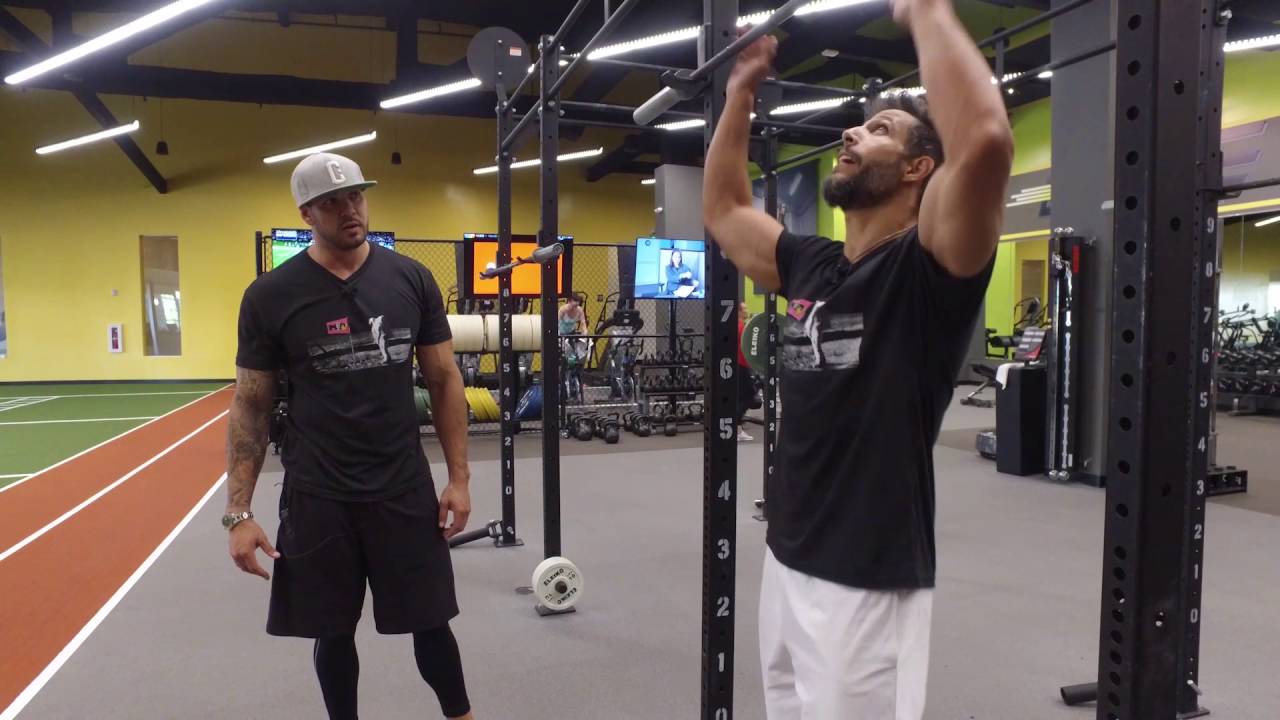 The Most Effective Motion to Build Your Abs - YouTube