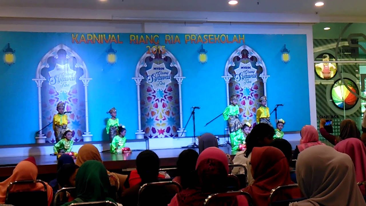 Pertandingan Menari Di Mydin - YouTube