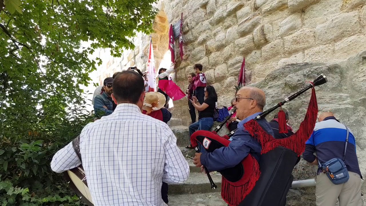 HOMENAJE A BELLIDO DOLFOS. ENREDANDO TV - YouTube