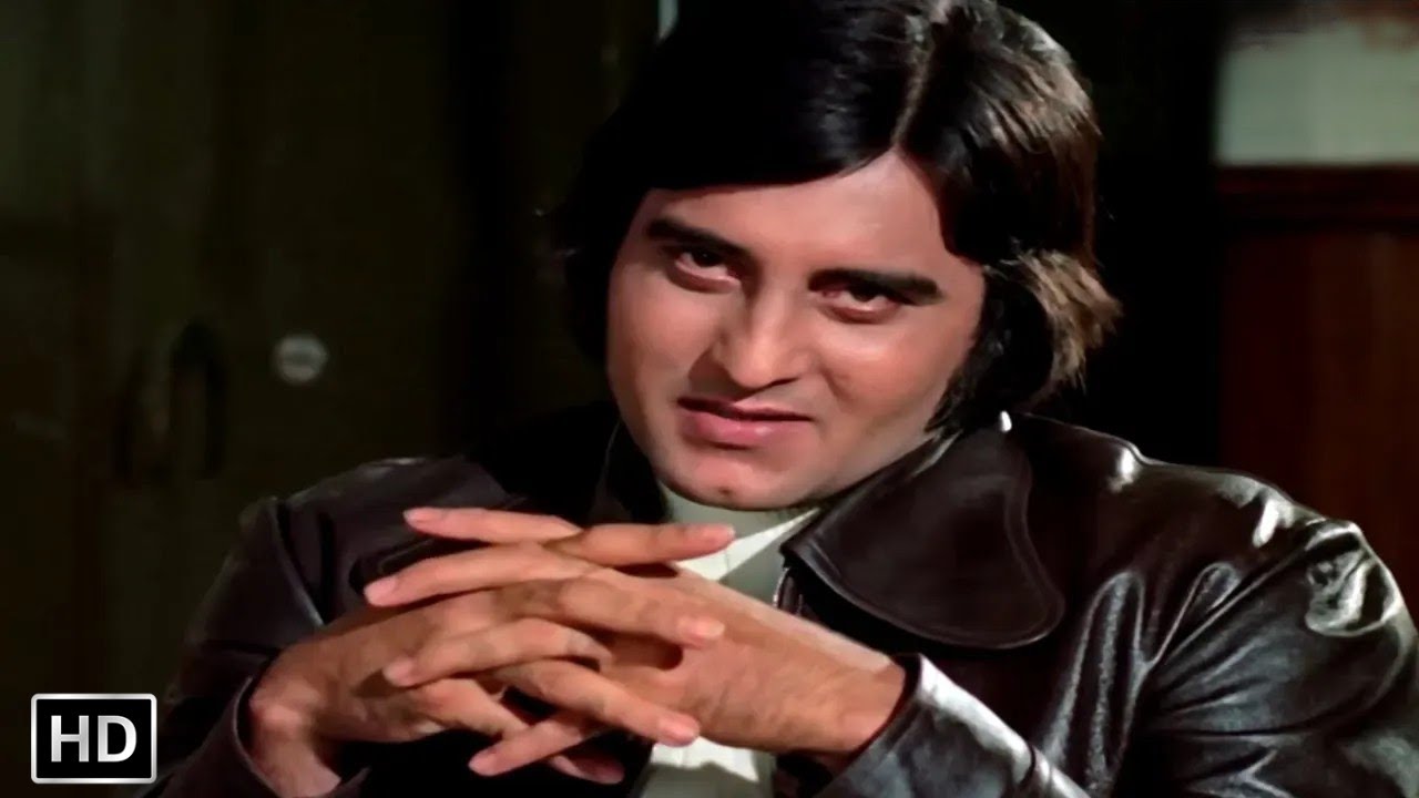 विनोद खन्ना ने पुलिस के साथ मिला लिया हाथ - Maha Badmash (1977) - Hindi ...