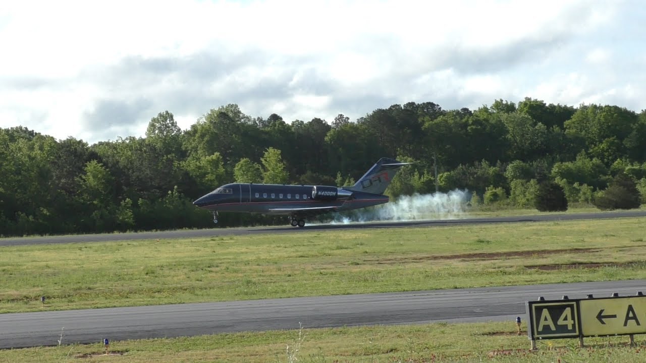 Denny Hamlin's Private Jet #N400DH - YouTube