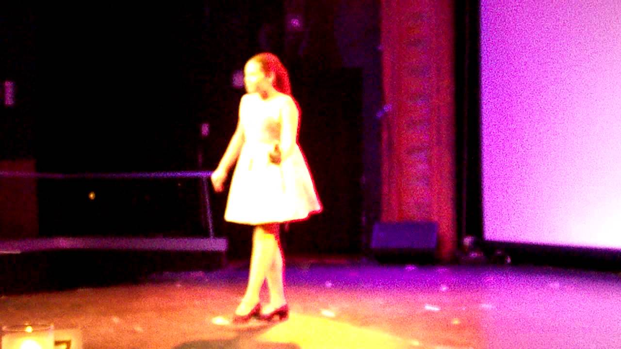 Makayla Beach (Born To Entertain) - YouTube