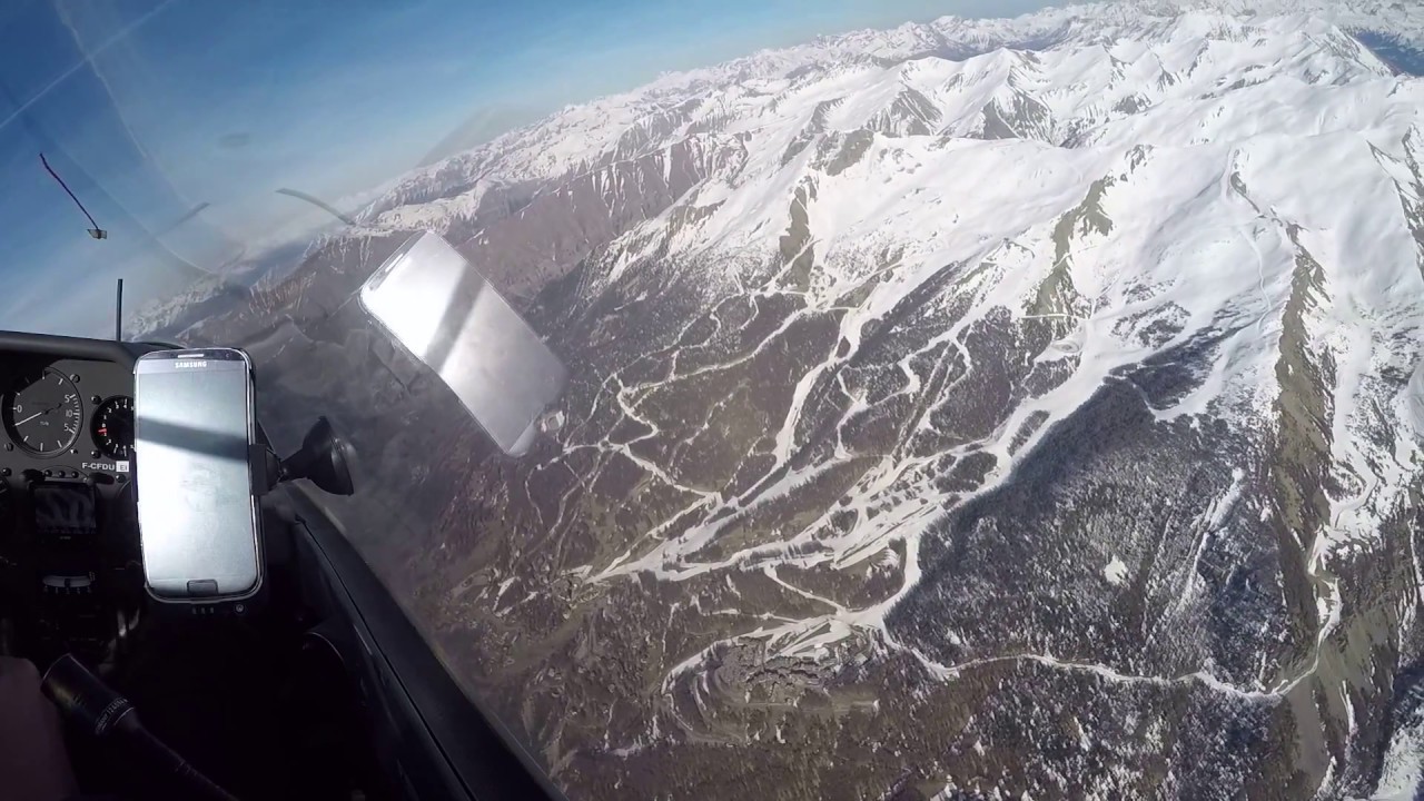 flying Discus 2c-18m - above Les Orres - YouTube