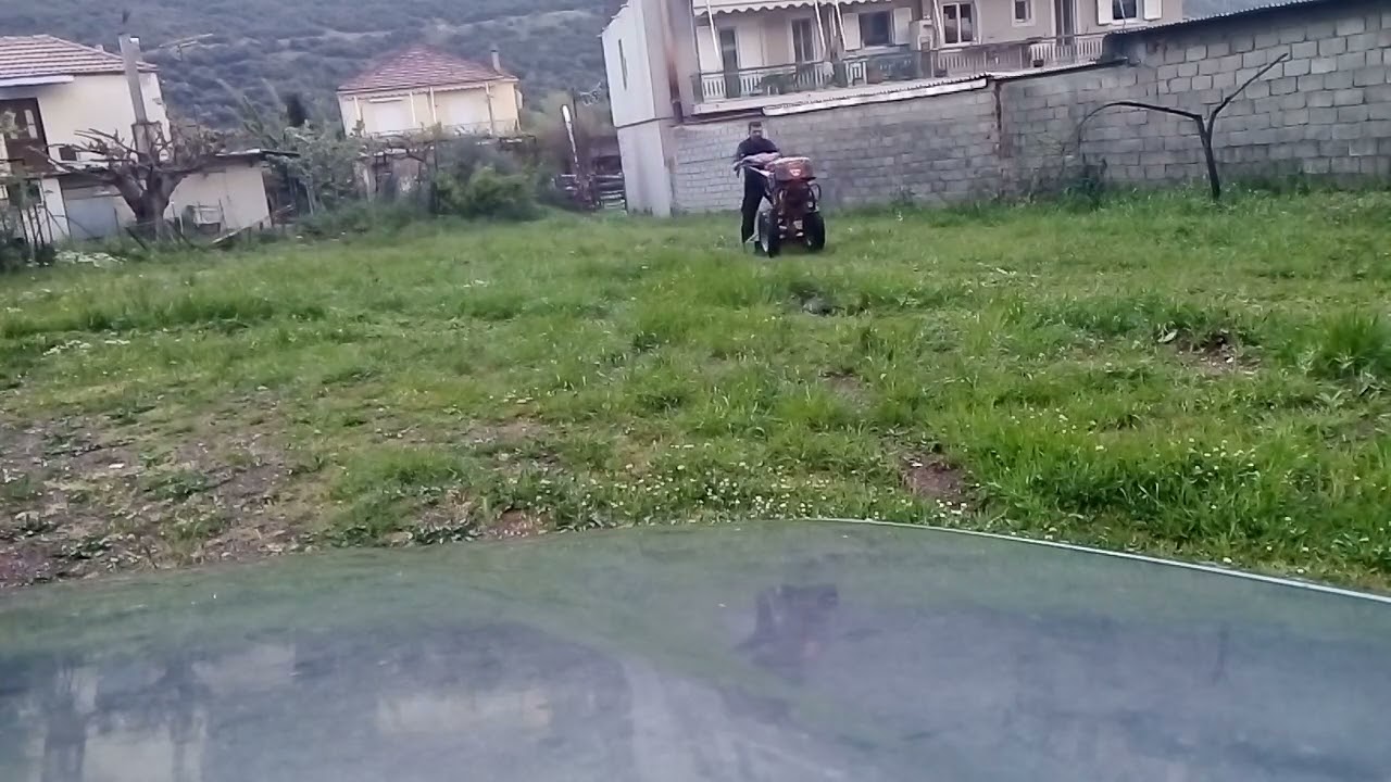καταστροφεας χορτων σε σκαπτικο nakayama 10hp diesel - YouTube