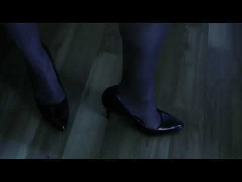 giantess feet