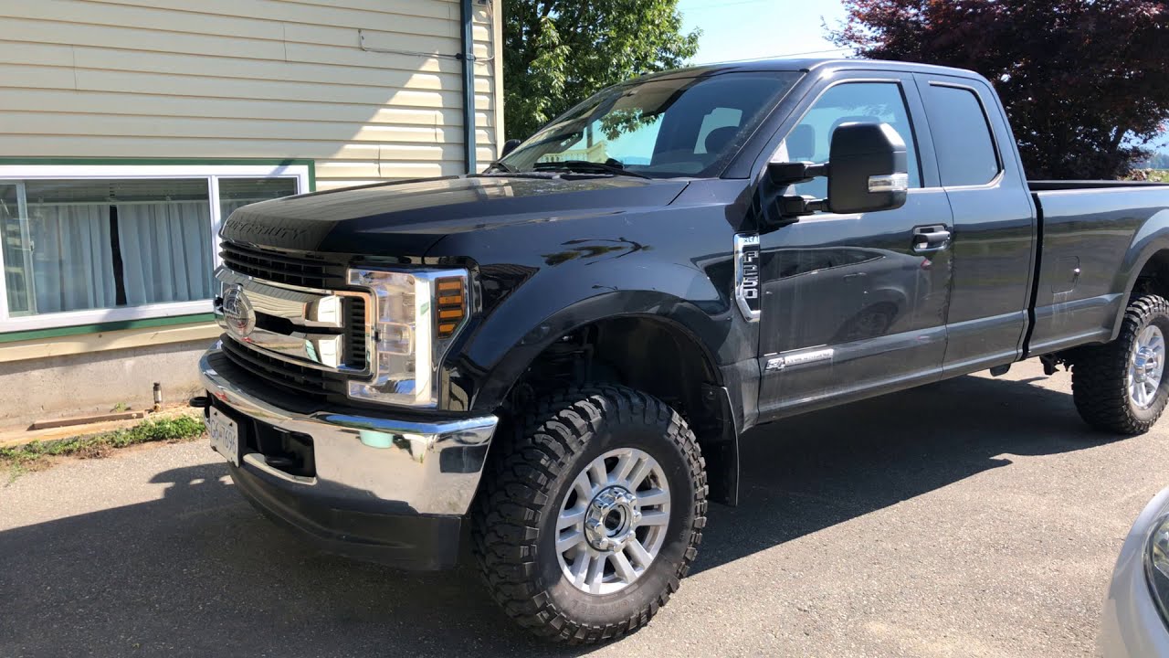 Readylift 2.5 inch 2019 F250 powerstroke - YouTube
