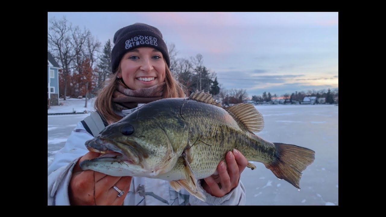 Her First time Ice Fishing Lake Orion - Ice Fishing Michigan 2019 - YouTube