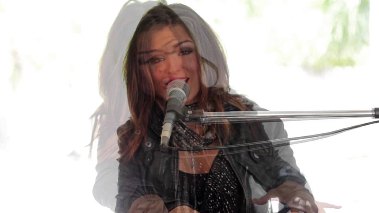 Tonya Scott- Piano Bar Entertainer (Repertoire Sample Reel) - YouTube